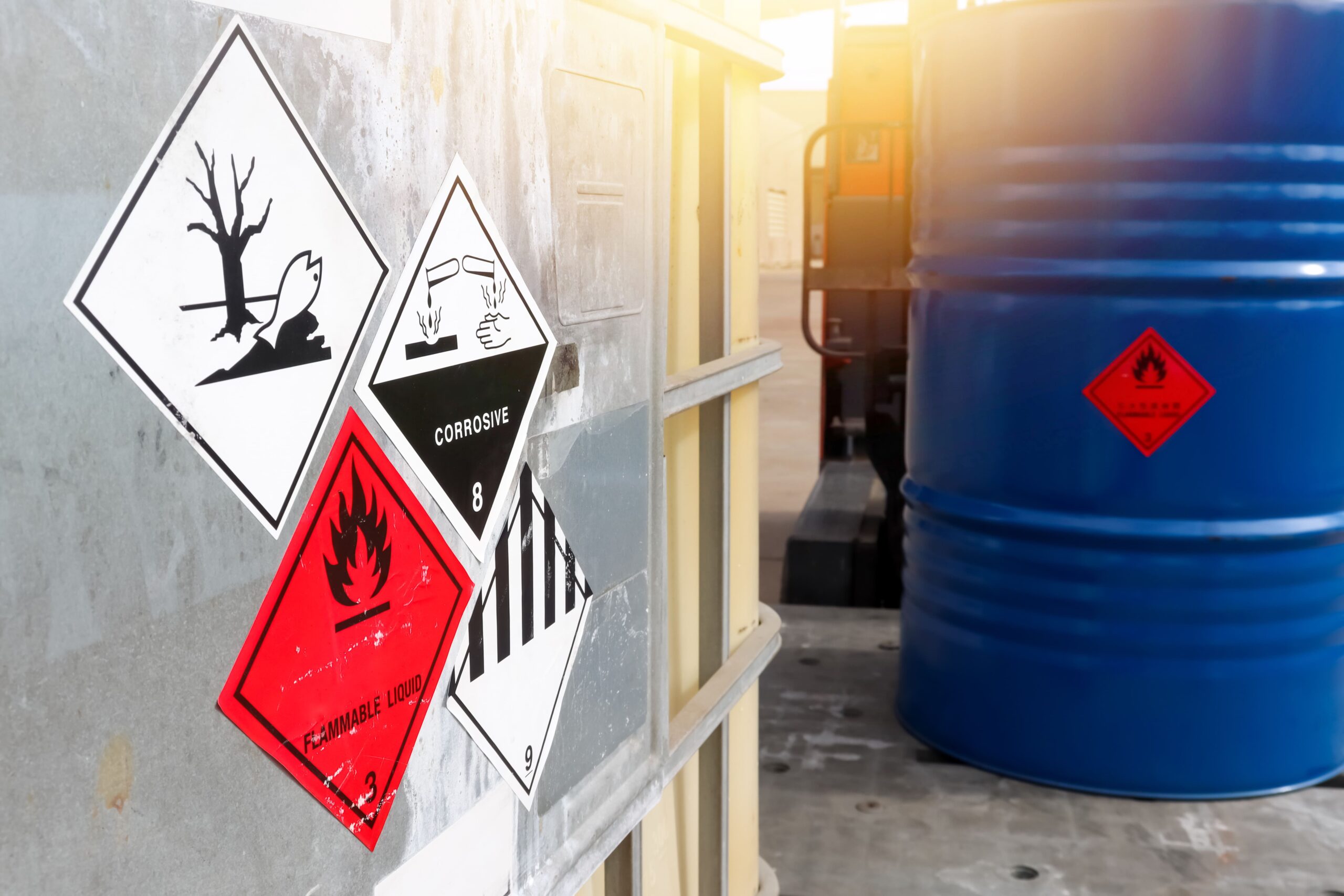 ADR : Guide Complet du Transport de Marchandises Dangereuses